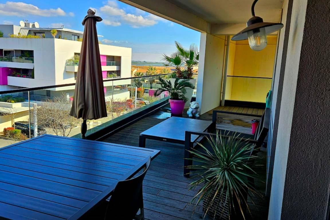 64 M² Appartement ∙ 1 Chambre ∙ 2 Personnes - Carnon