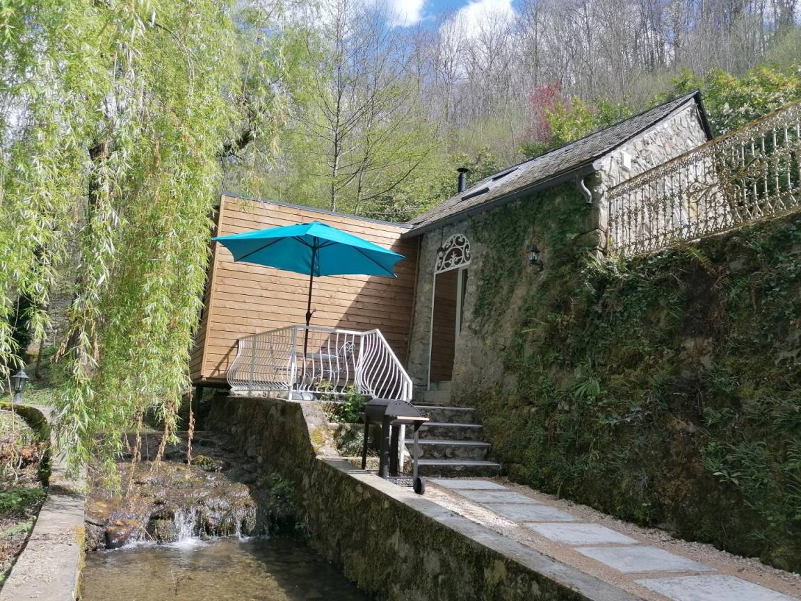 28 M² Mökki ∙ 1 Makuuhuone ∙ 2 Vierasta - Ariège