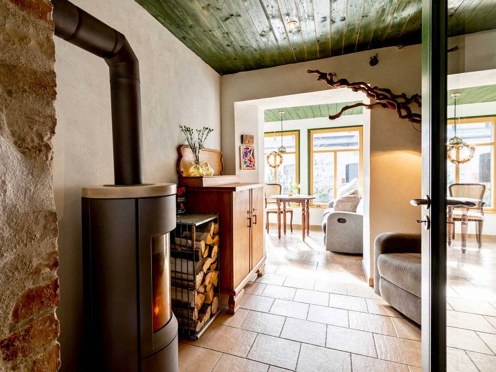 90 M² Apartment ∙ 1 Bedroom ∙ 3 Guests - Weida