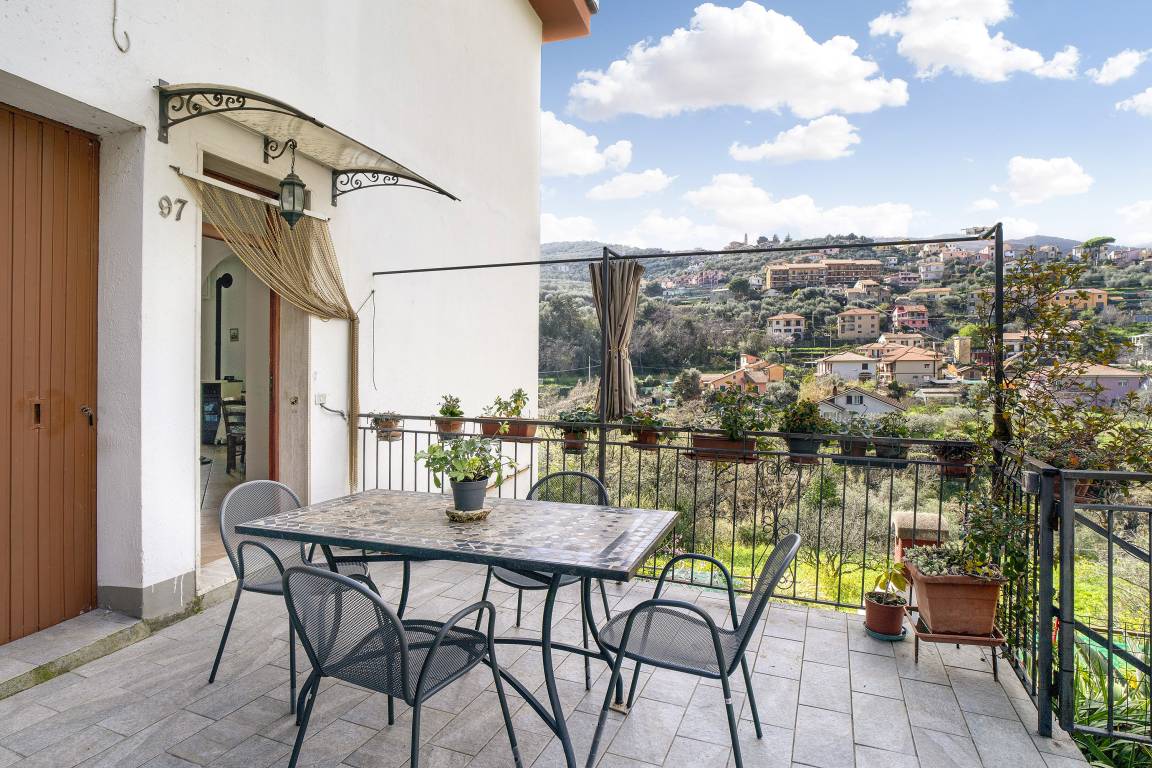 80 M² Appartement ∙ 2 Chambres ∙ 5 Personnes - Dolcedo