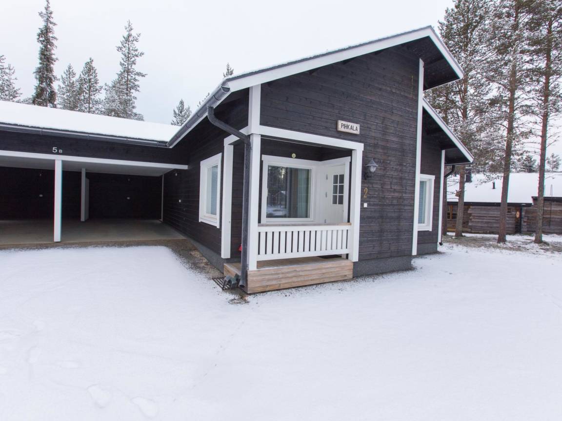 68 M² House ∙ 2 Bedrooms ∙ 6 Guests - Äkäslompolo