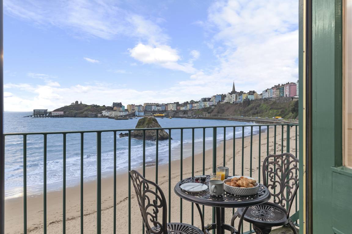 950 M² Appartement ∙ 2 Slaapkamers ∙ 4 Gasten - Tenby