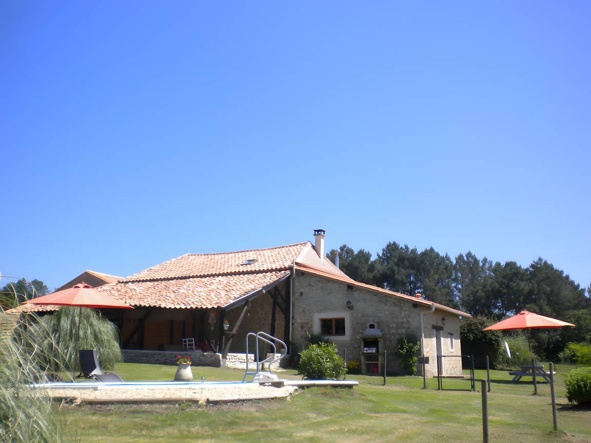 80 M² Maison De Vacances ∙ 1 Chambre ∙ 4 Personnes - Périgueux