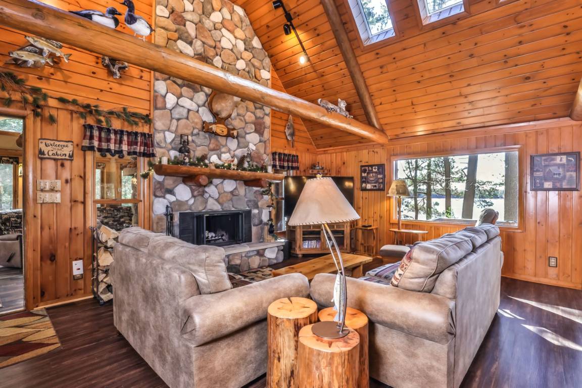 House ∙ 2 Bedrooms ∙ 7 Guests - St. Germain, WI