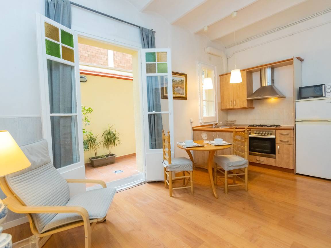 48 M² Apartamento ∙ 2 Habitaciones ∙ 3 Huéspedes - Barcelona