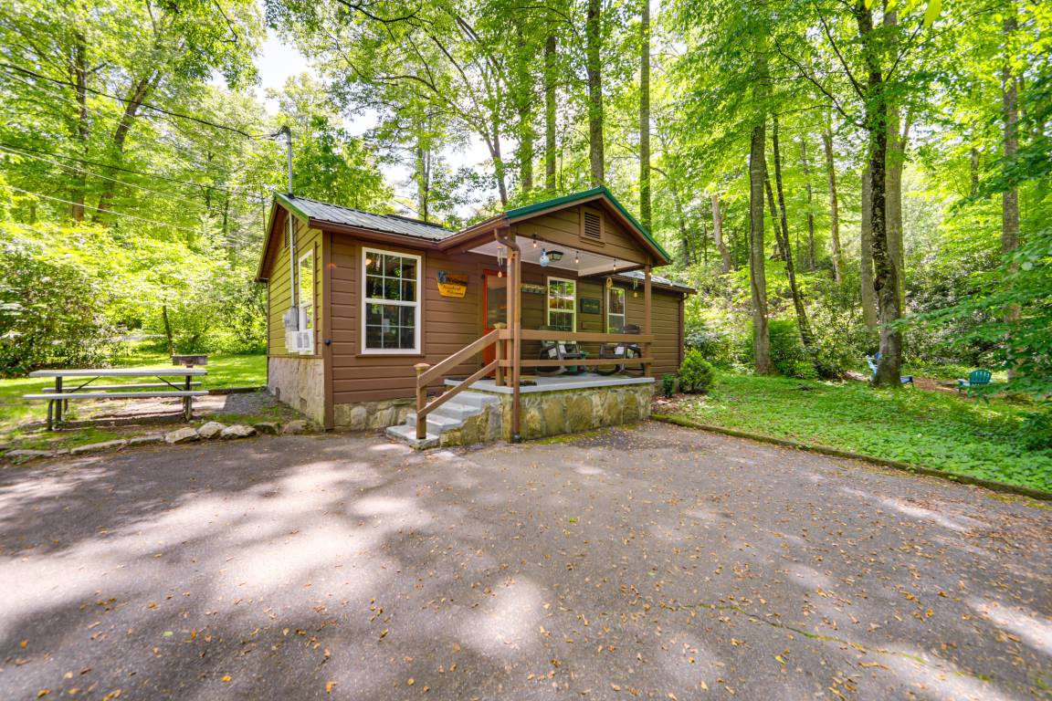 67 M² House ∙ 2 Bedrooms ∙ 6 Guests - Maggie Valley, NC