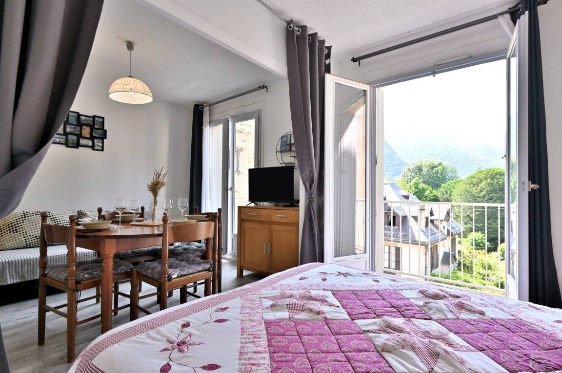 25 M² Apartment ∙ 1 Bedroom ∙ 4 Guests - Bagnères-de-Luchon