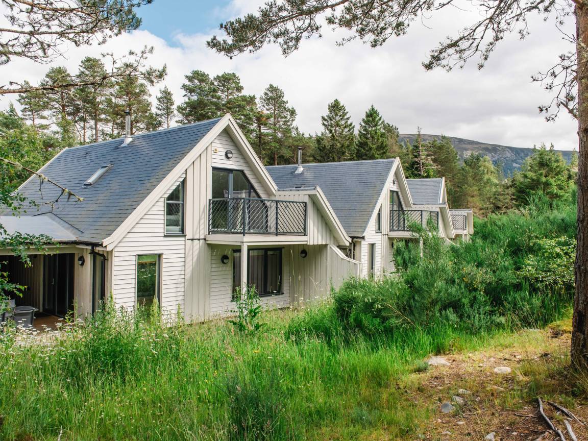 Cottage ∙ 3 Bedrooms ∙ 8 Guests - Kingussie