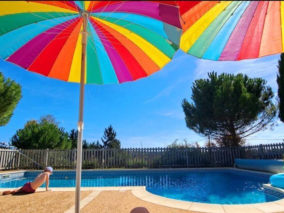 100 M² Cottage ∙ 3 Bedrooms ∙ 7 Guests - Dordogne
