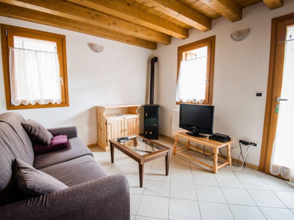 70 M² Appartamento ∙ 2 Camere Da Letto ∙ 6 Ospiti - Andreis