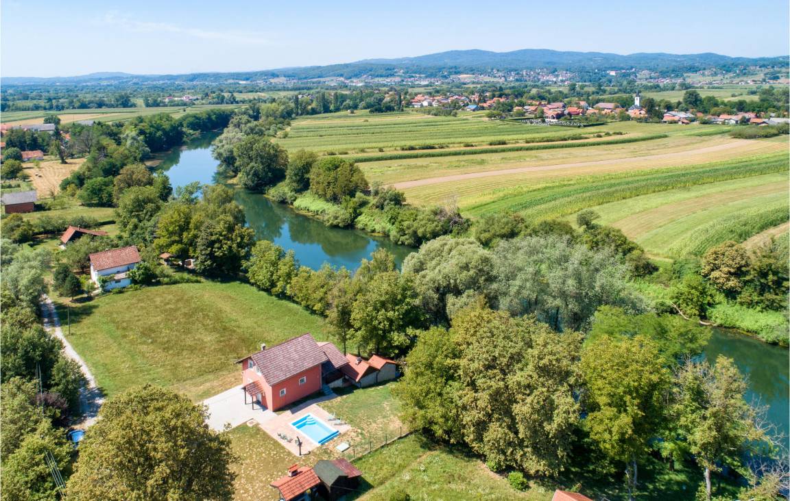 120 M² House ∙ 3 Bedrooms ∙ 8 Guests - Croatia