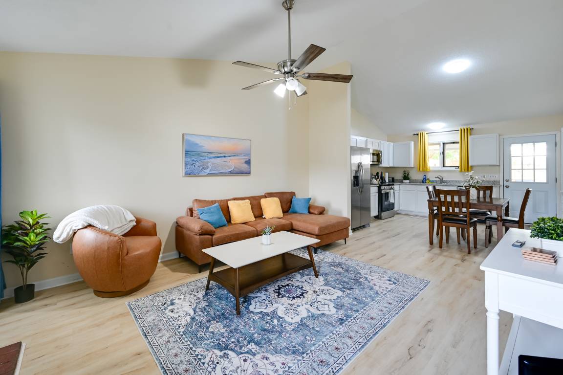 88 M² Apartment ∙ 2 Bedrooms ∙ 4 Guests - Greenville, NC