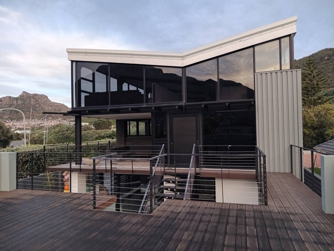 450 M² Villa ∙ 4 Bedrooms ∙ 8 Guests - Cape Town