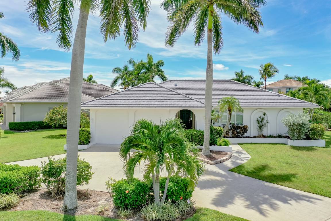 House ∙ 3 Bedrooms ∙ 6 Guests - Marco Island, FL