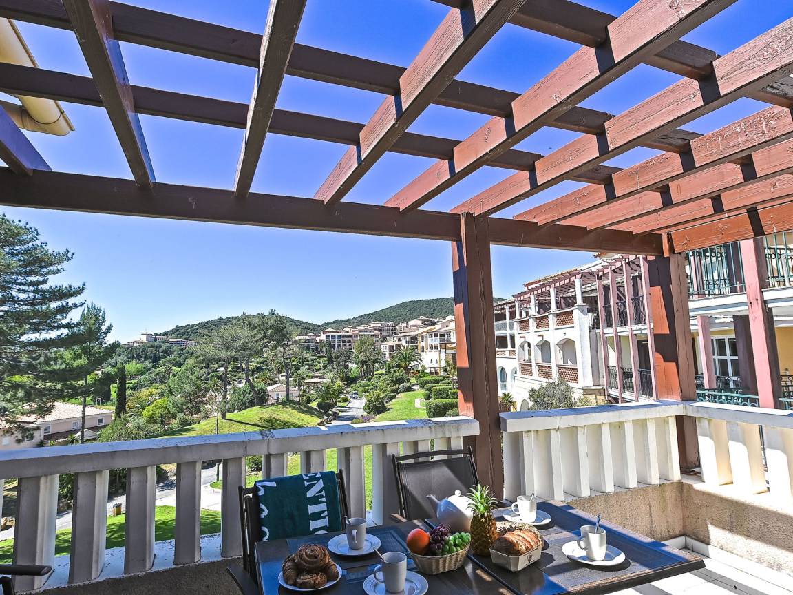 28 M² House ∙ 1 Bedroom ∙ 4 Guests - Cap Estérel