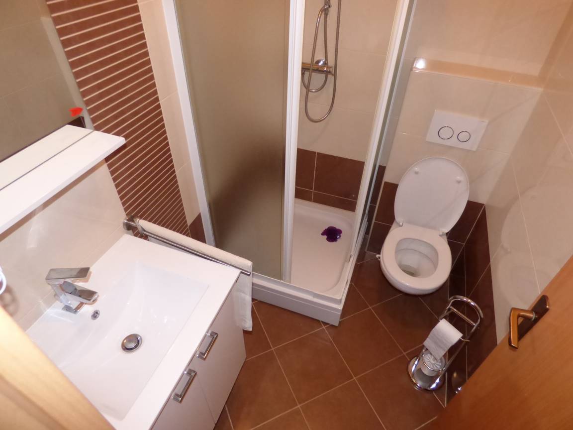 25 M² Studio ∙ 1 Schlafzimmer ∙ 2 Gäste - Promajna