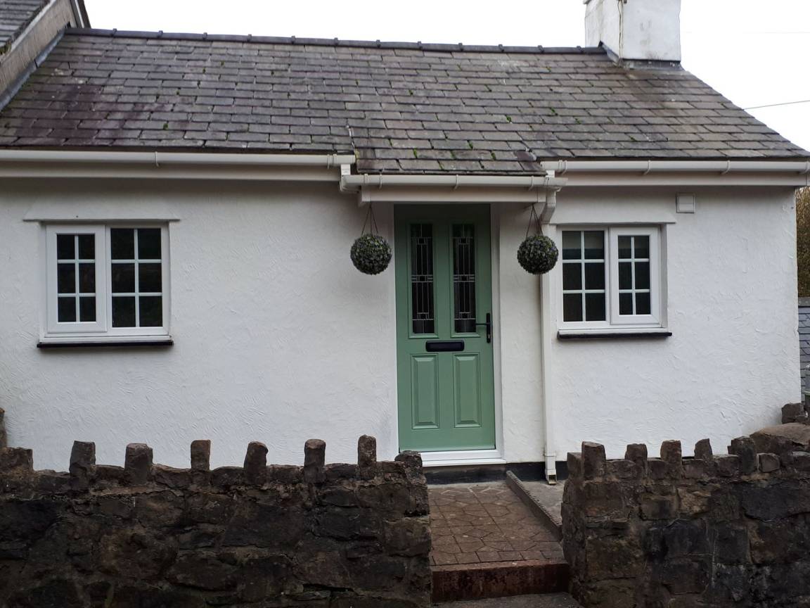 Cottage ∙ 2 Bedrooms ∙ 4 Guests - Bangor