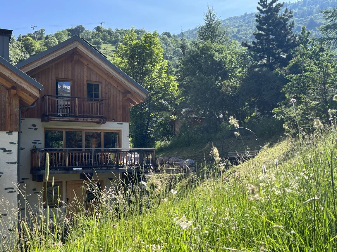 100 M² Chalet ∙ 4 Bedrooms ∙ 8 Guests - Valloire