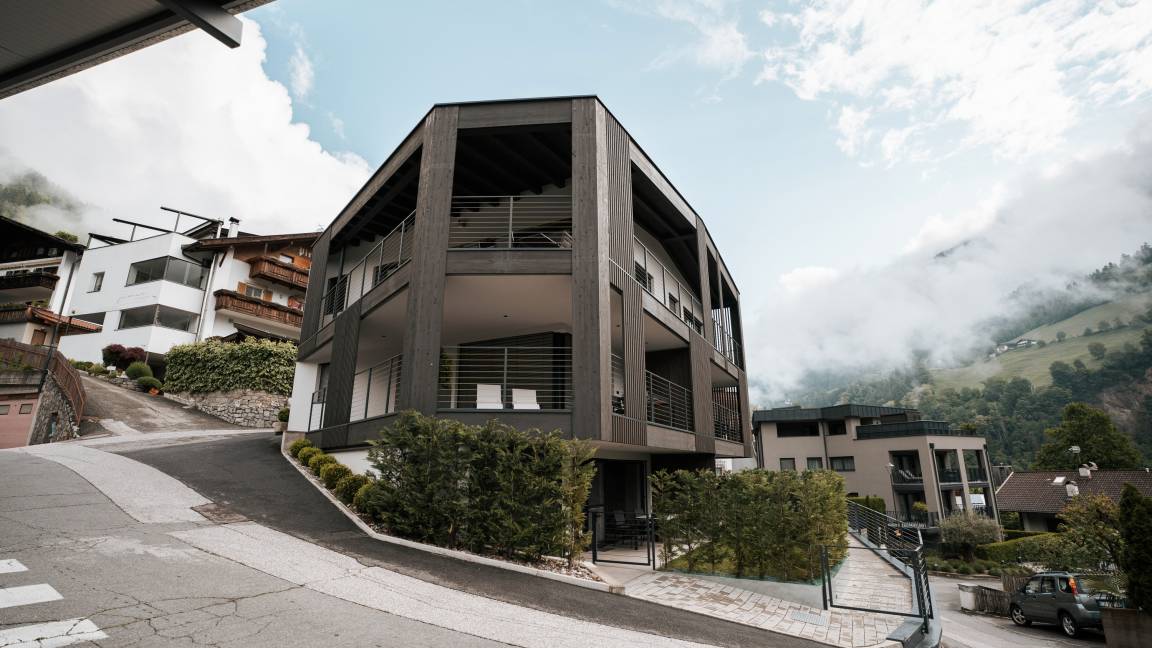 75 M² Apartment ∙ 2 Bedrooms ∙ 6 Guests - Plan