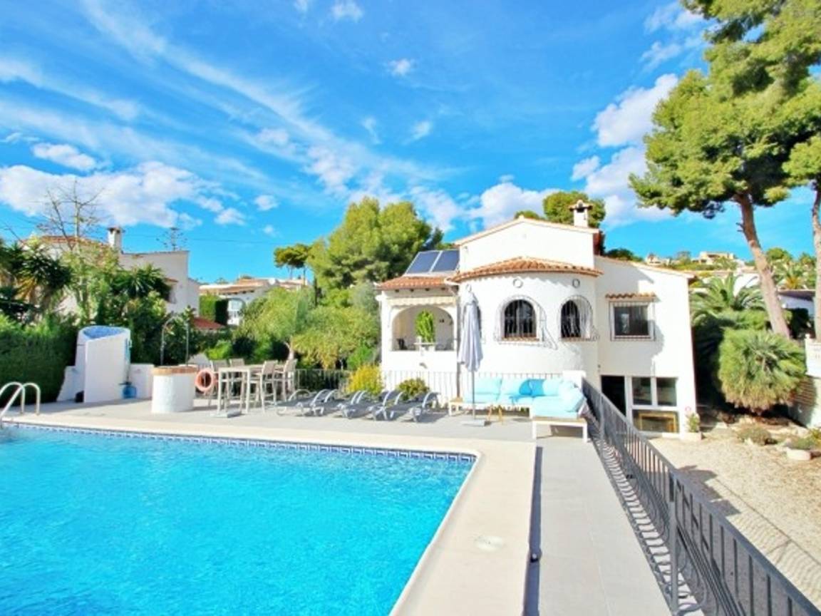 140 M² Villa ∙ 3 Chambres ∙ 6 Personnes - Moraira