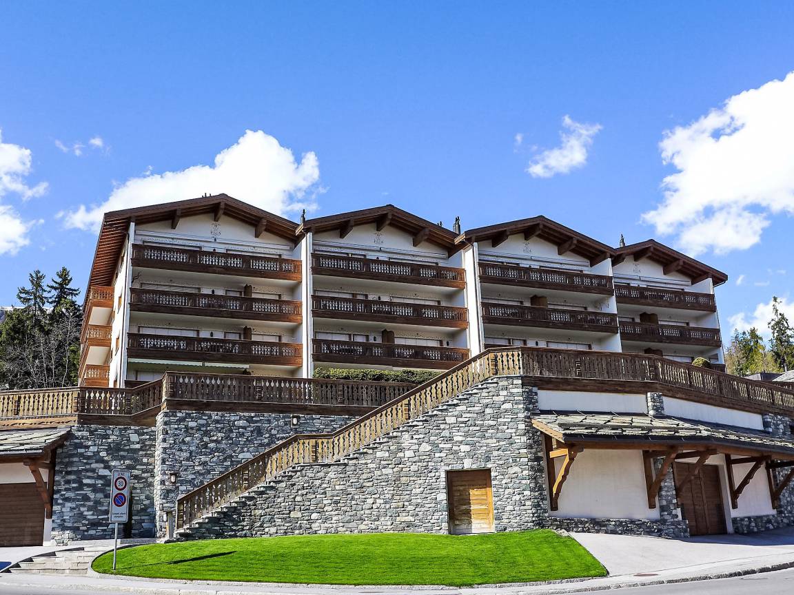 140 M² Appartement ∙ 4 Chambres ∙ 8 Personnes - Crans-Montana