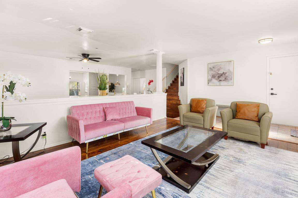 325 M² House ∙ 5 Bedrooms ∙ 12 Guests - Encino Park - San Antonio