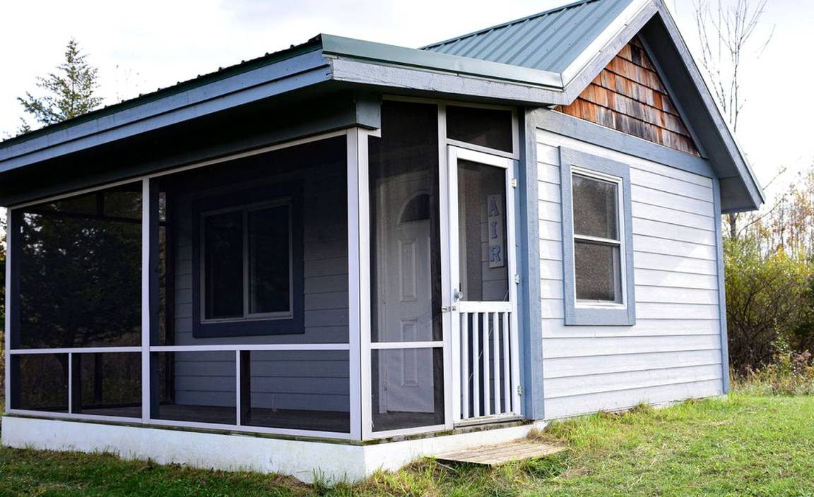 House ∙ 1 Bedroom ∙ 4 Guests - Chelsea, MI
