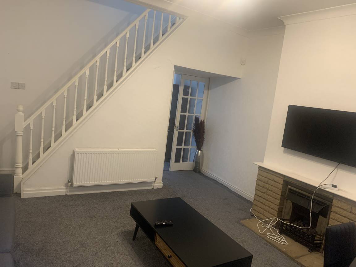 55 M² House ∙ 2 Bedrooms ∙ 3 Guests - Burnley