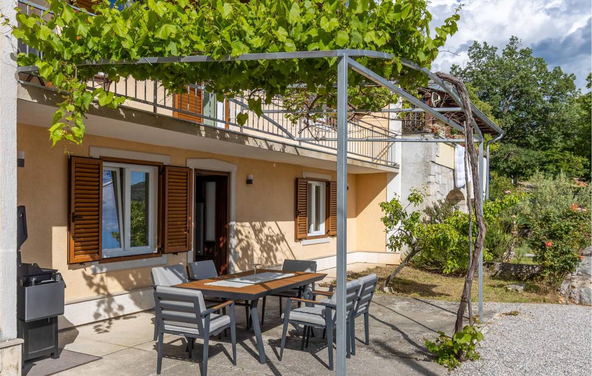 100 M² Huis ∙ 2 Slaapkamers ∙ 6 Gasten - Crikvenica