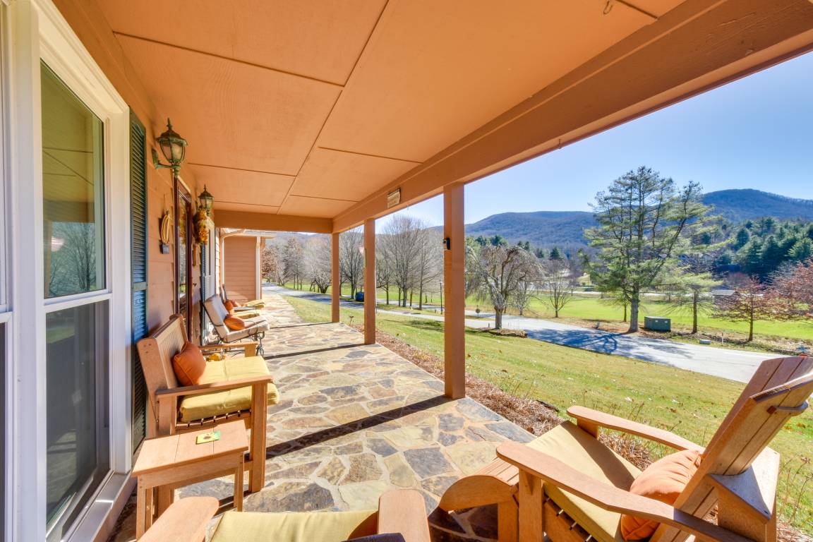 228 M² House ∙ 3 Bedrooms ∙ 8 Guests - Dillard, GA