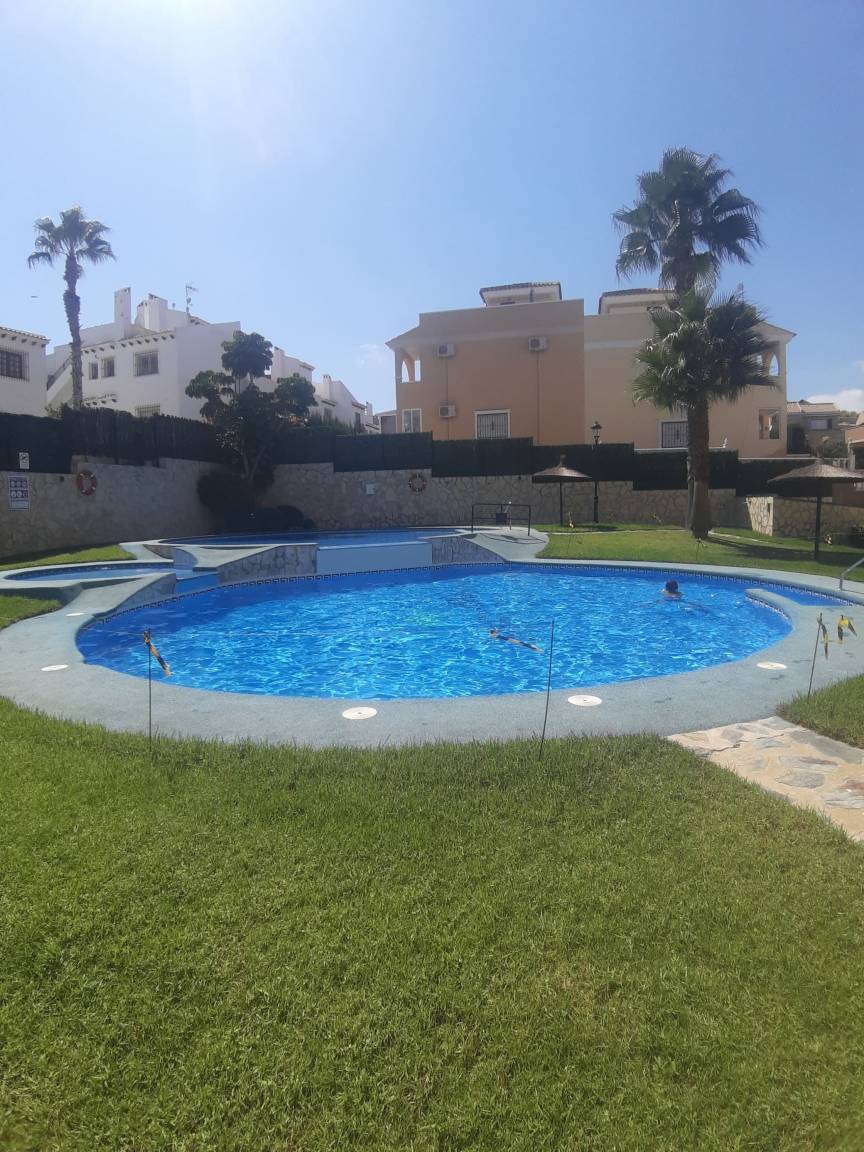 90 M² Apartment ∙ 3 Bedrooms ∙ 5 Guests - Cabo Roig