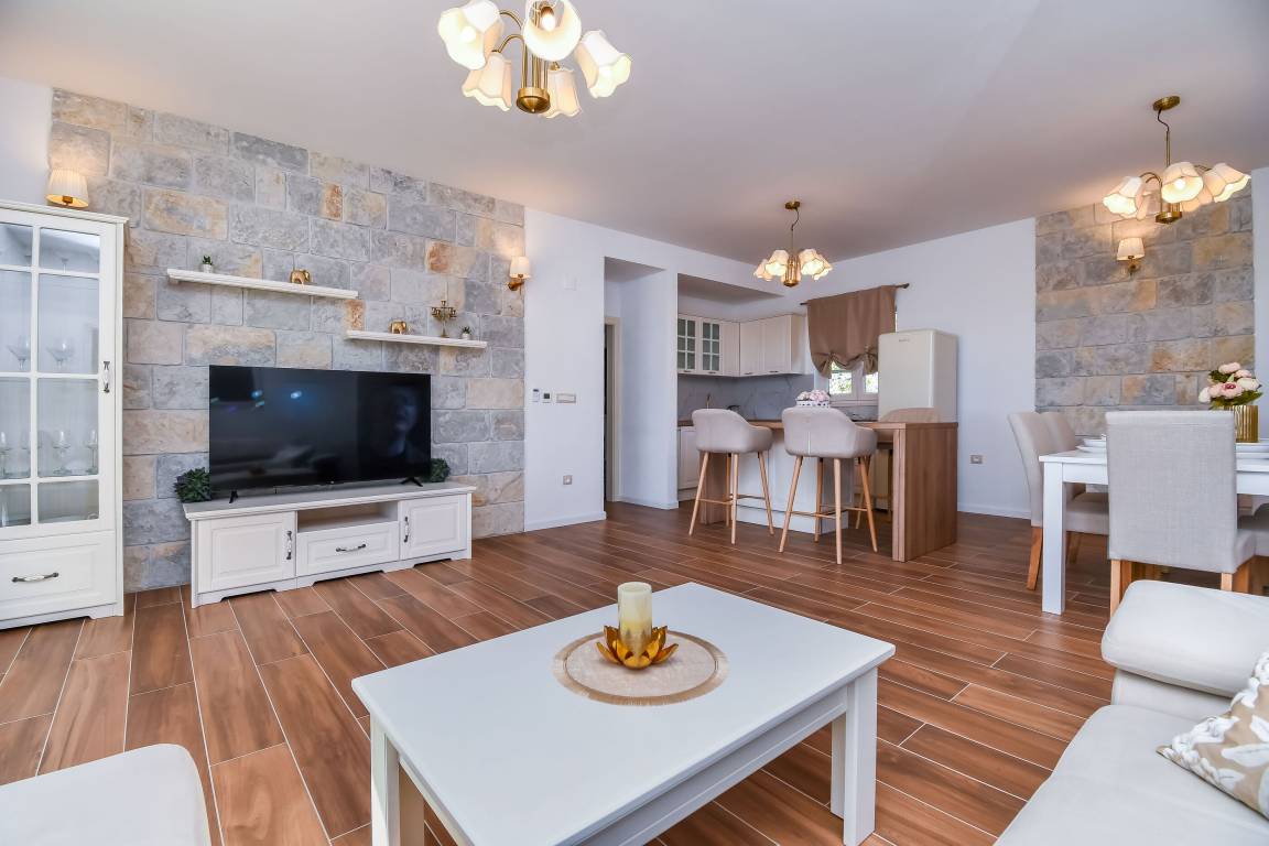 120 M² Huis ∙ 3 Slaapkamers ∙ 6 Gasten - Primošten