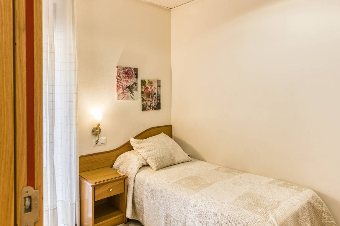 15 M² Bed And Breakfast ∙ 1 Bedroom ∙ 1 Guest - Figueres