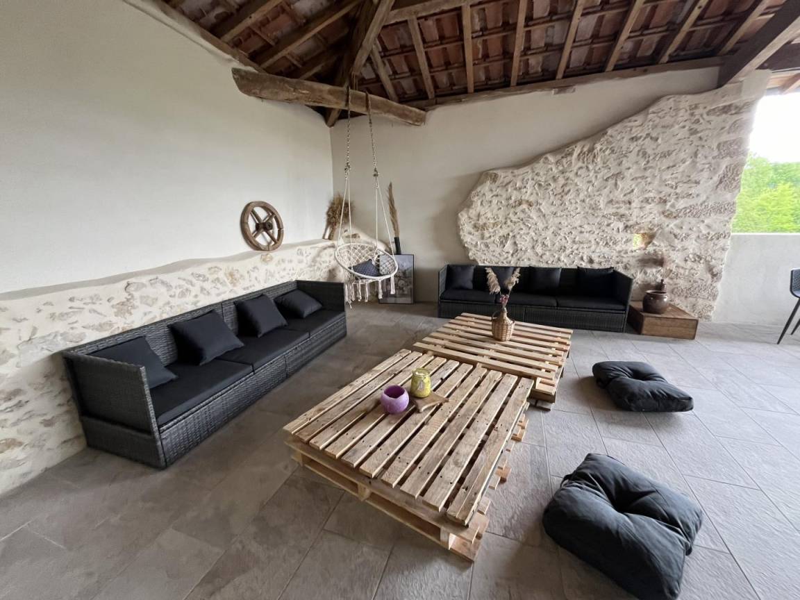 170 M² Mökki ∙ 4 Makuuhuonetta ∙ 9 Vierasta - Ariège