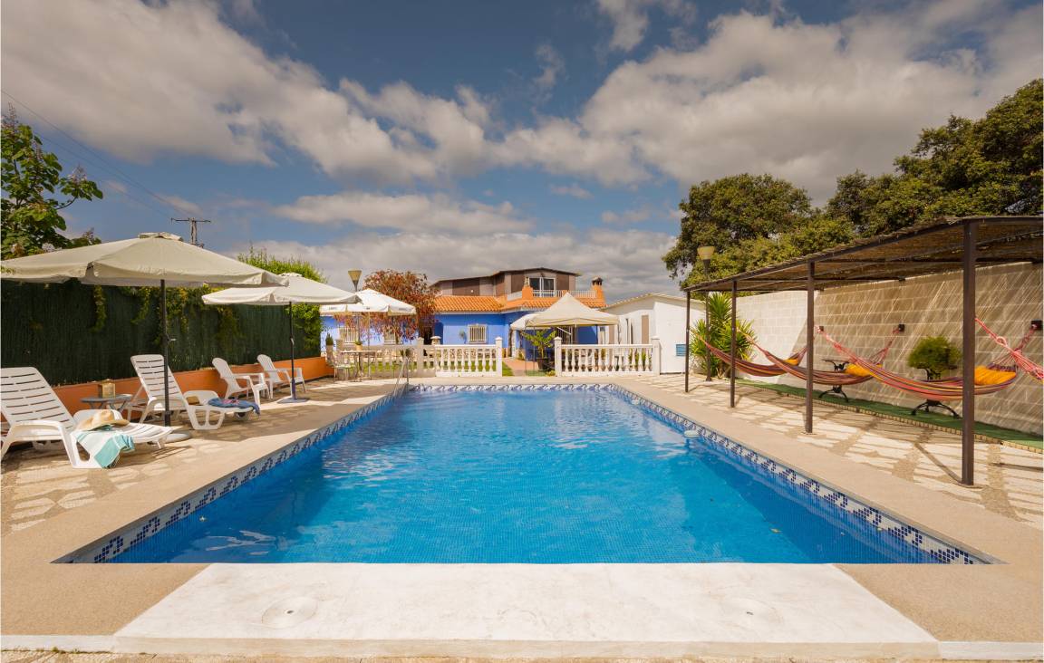 220 M² Casa ∙ 4 Habitaciones ∙ 12 Huéspedes - Guillena