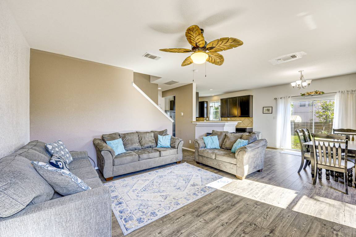 178 M² House ∙ 4 Bedrooms ∙ 9 Guests - Mission del Lago - San Antonio