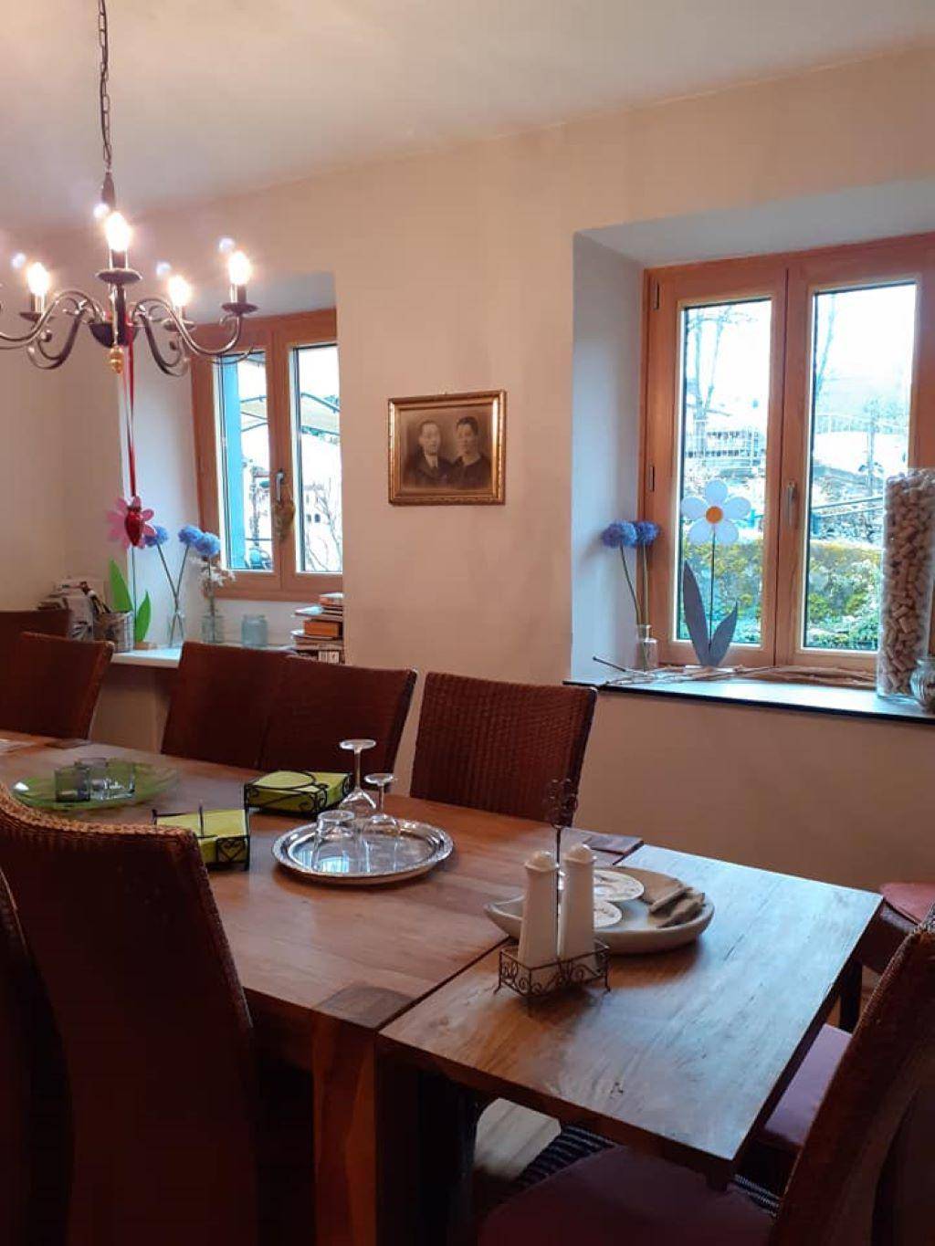 200 M² Ferienhaus ∙ 6 Schlafzimmer ∙ 12 Gäste - Leiwen