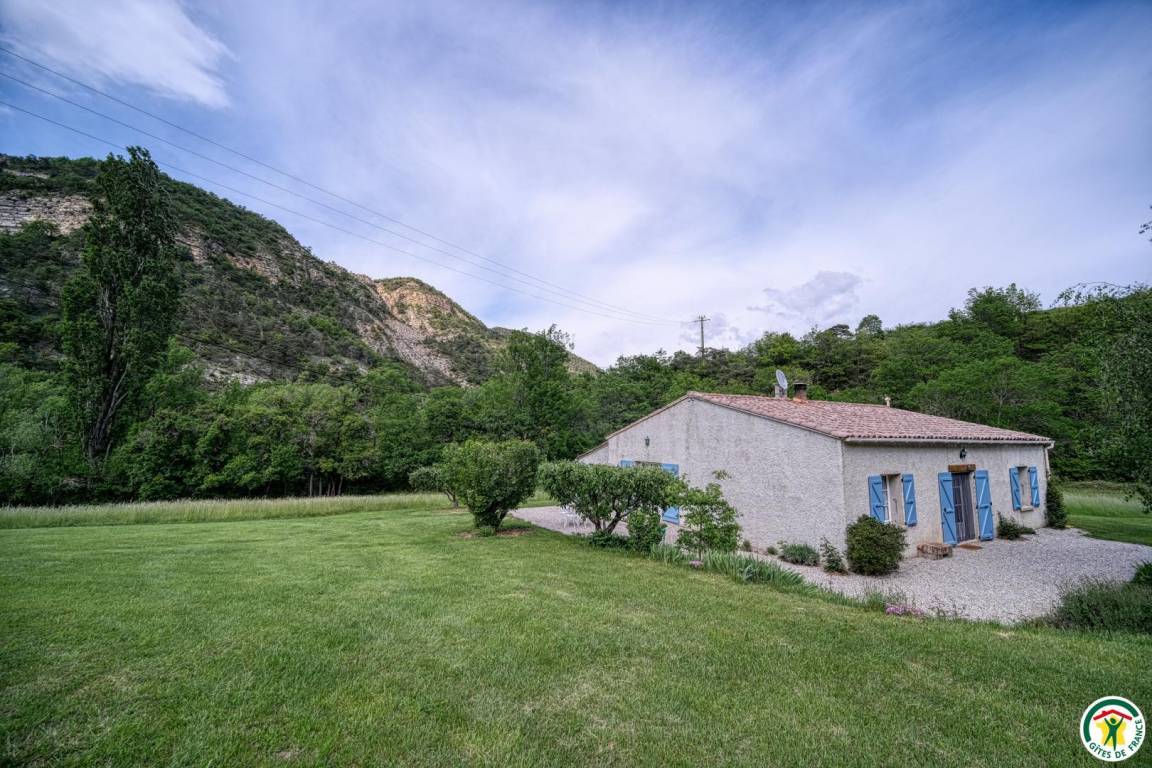 55 M² Gîte ∙ 2 Chambres ∙ 4 Personnes - Rhône-Alpes