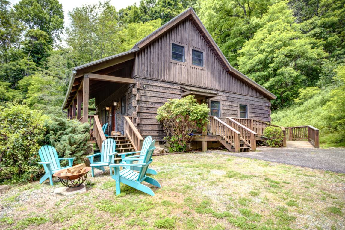 46 M² Cabin ∙ 2 Bedrooms ∙ 5 Guests - North Carolina