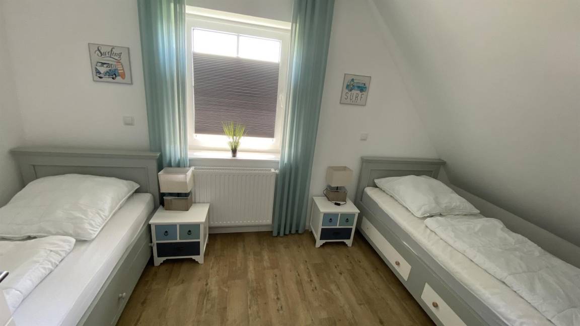 80 M² Ferienhaus ∙ 3 Schlafzimmer ∙ 8 Gäste - Butjadingen