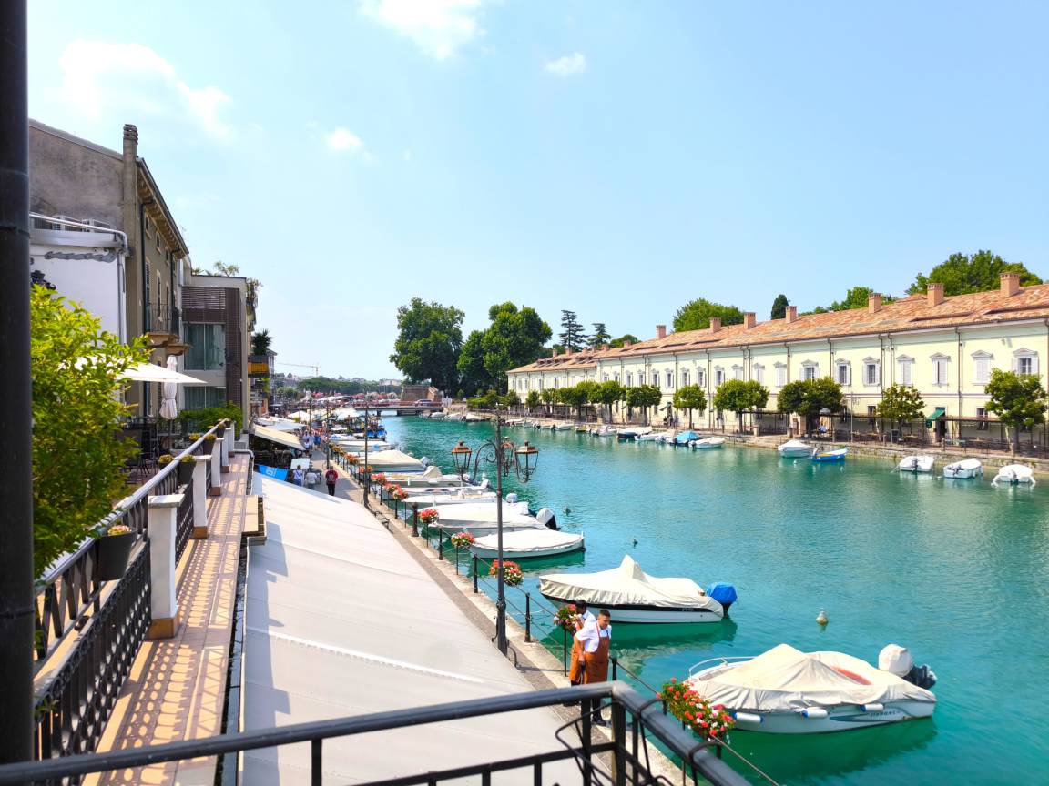 65 M² Appartement ∙ 2 Chambres ∙ 4 Personnes - Lazise