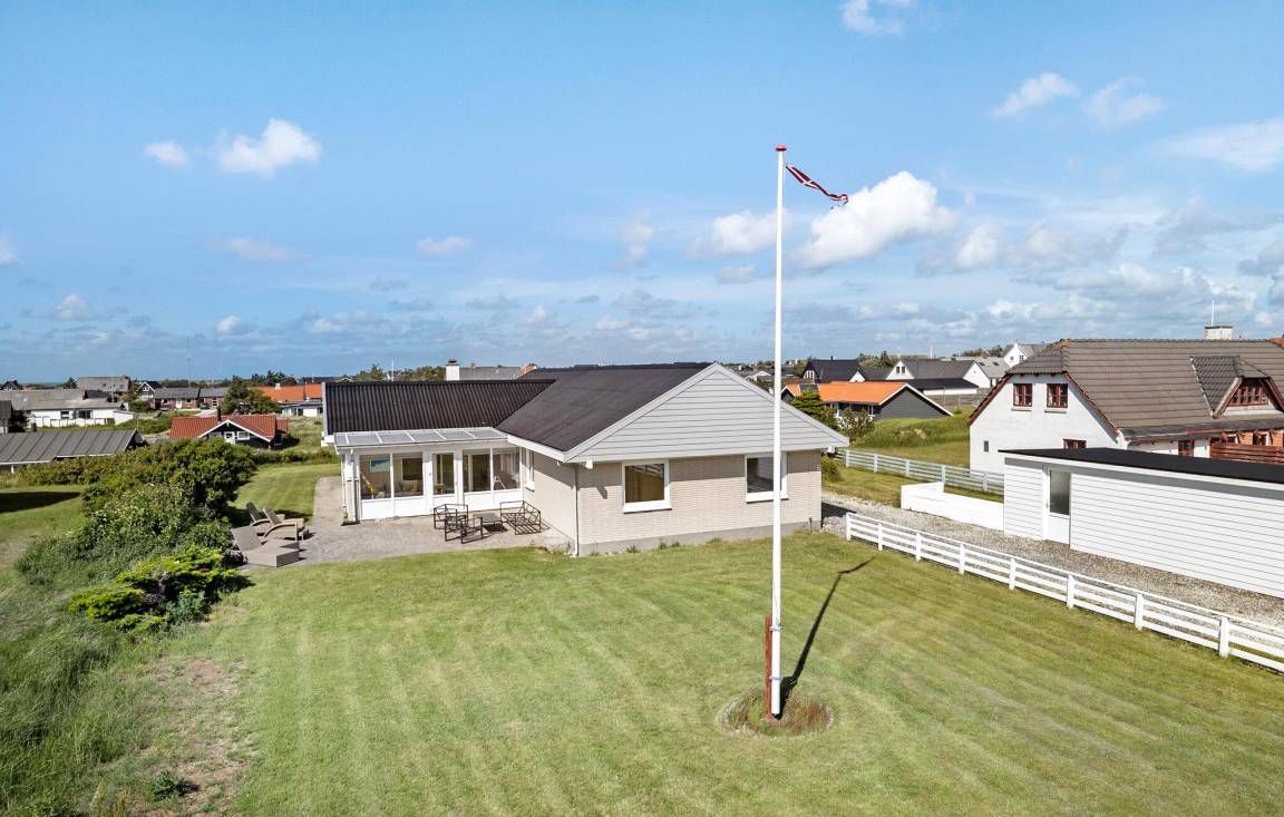 180 M² Maison De Vacances ∙ 4 Chambres ∙ 8 Personnes - Klitmøller