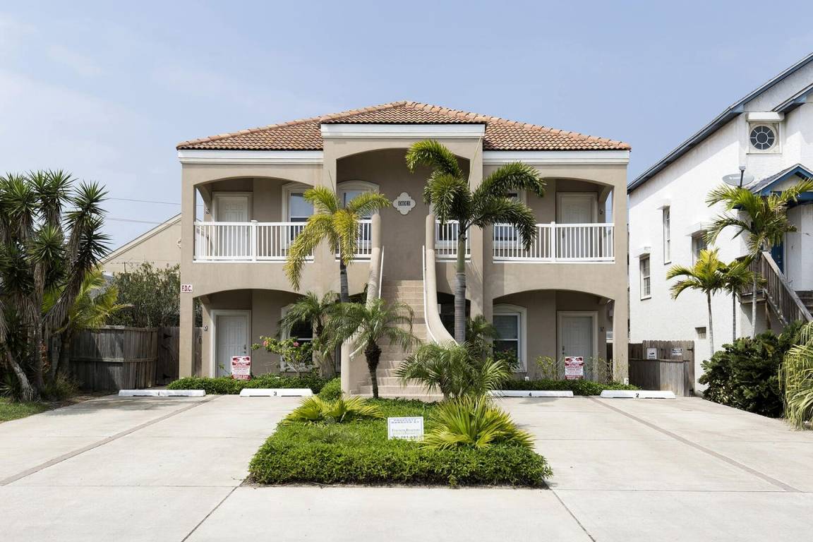 House ∙ 2 Bedrooms ∙ 8 Guests - South Padre Island