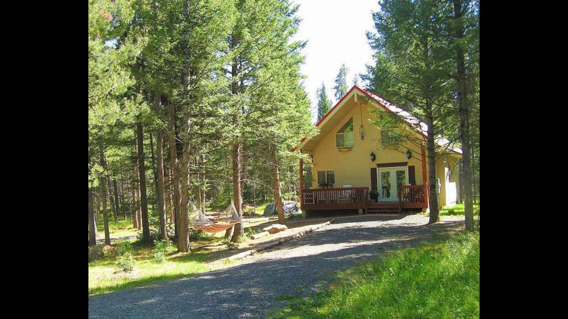 223 M² Cabin ∙ 2 Bedrooms ∙ 9 Guests - Island Park, ID