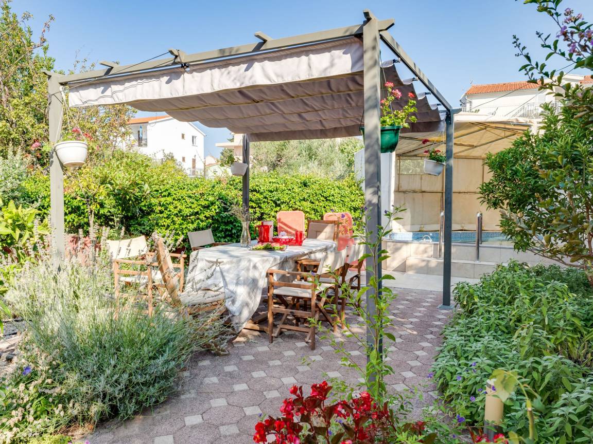 100 M² Ferienhaus ∙ 1 Schlafzimmer ∙ 8 Gäste - Vodice