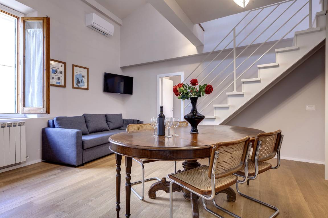 76 M² Apartamento ∙ 3 Habitaciones ∙ 8 Huéspedes - Florence