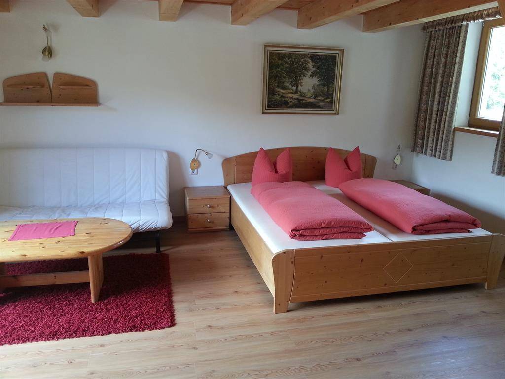 78 M² Ferienwohnung ∙ 2 Schlafzimmer ∙ 7 Gäste - Hall in Tirol
