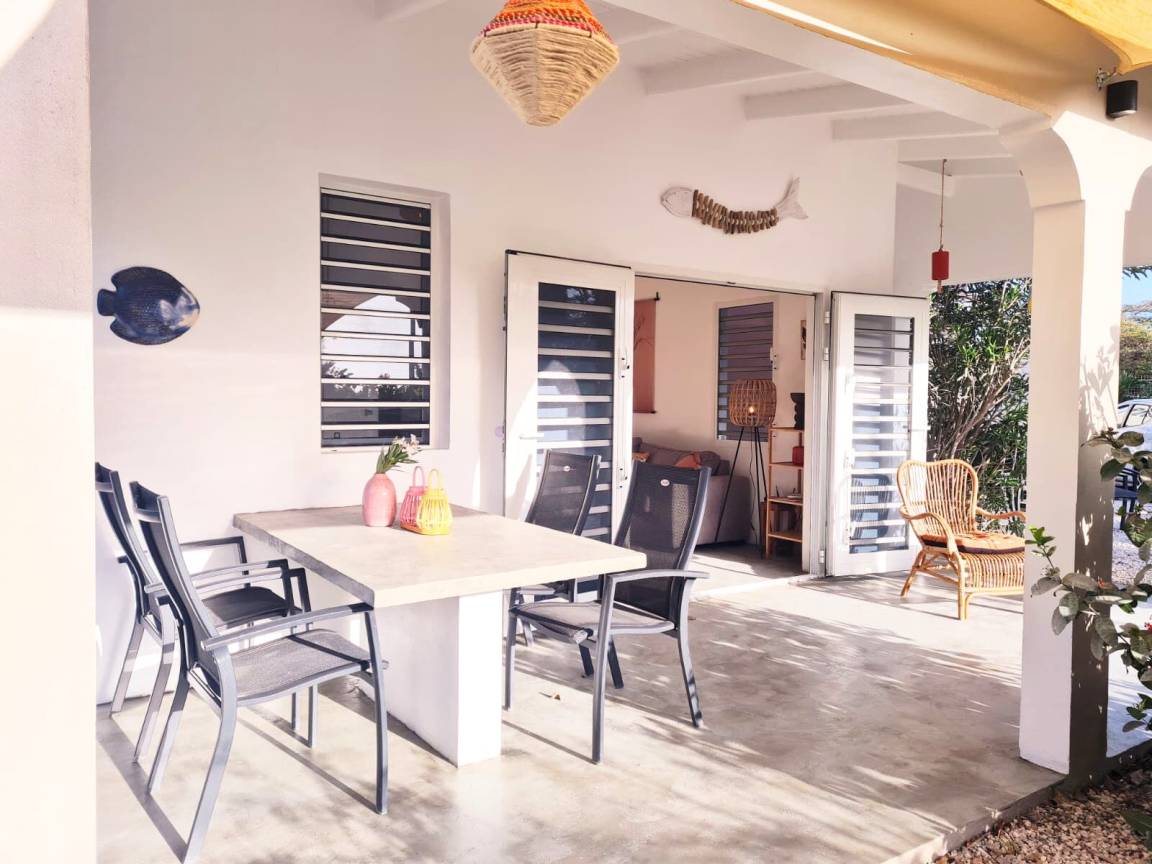 90 M² Bungalow ∙ 2 Bedrooms ∙ 4 Guests - Caribbean