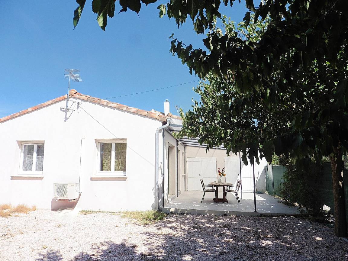 50 M² Huis ∙ 1 Slaapkamer ∙ 3 Gasten - Marguerittes