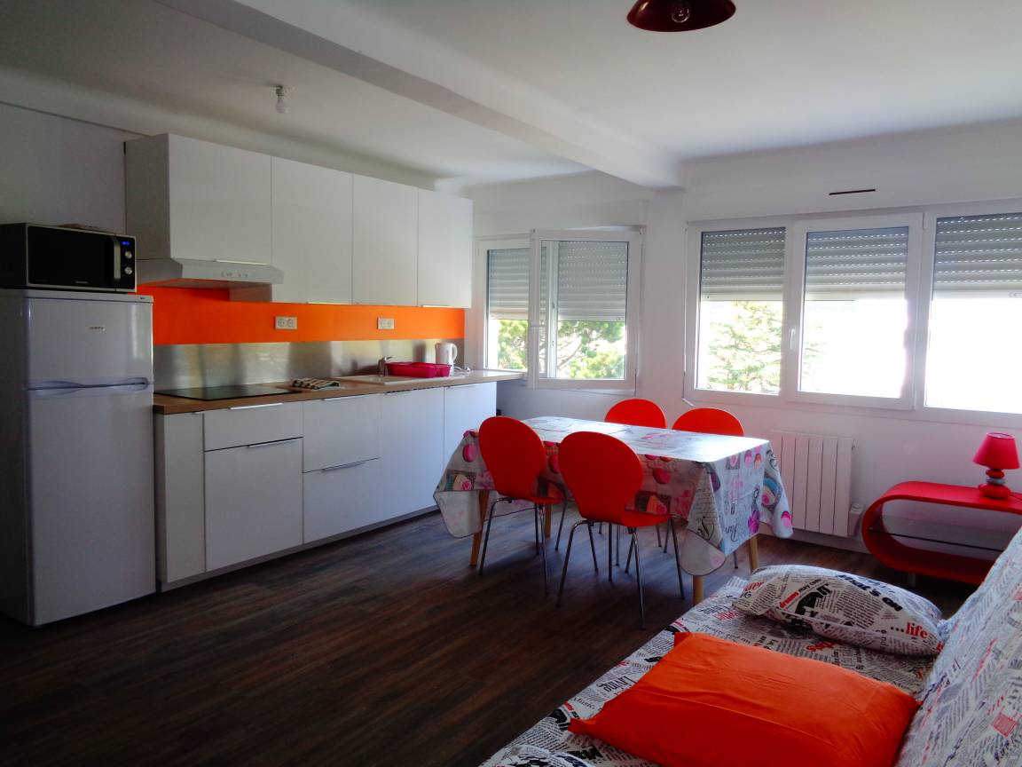 30 M² Appartement ∙ 2 Personnes - Trélévern